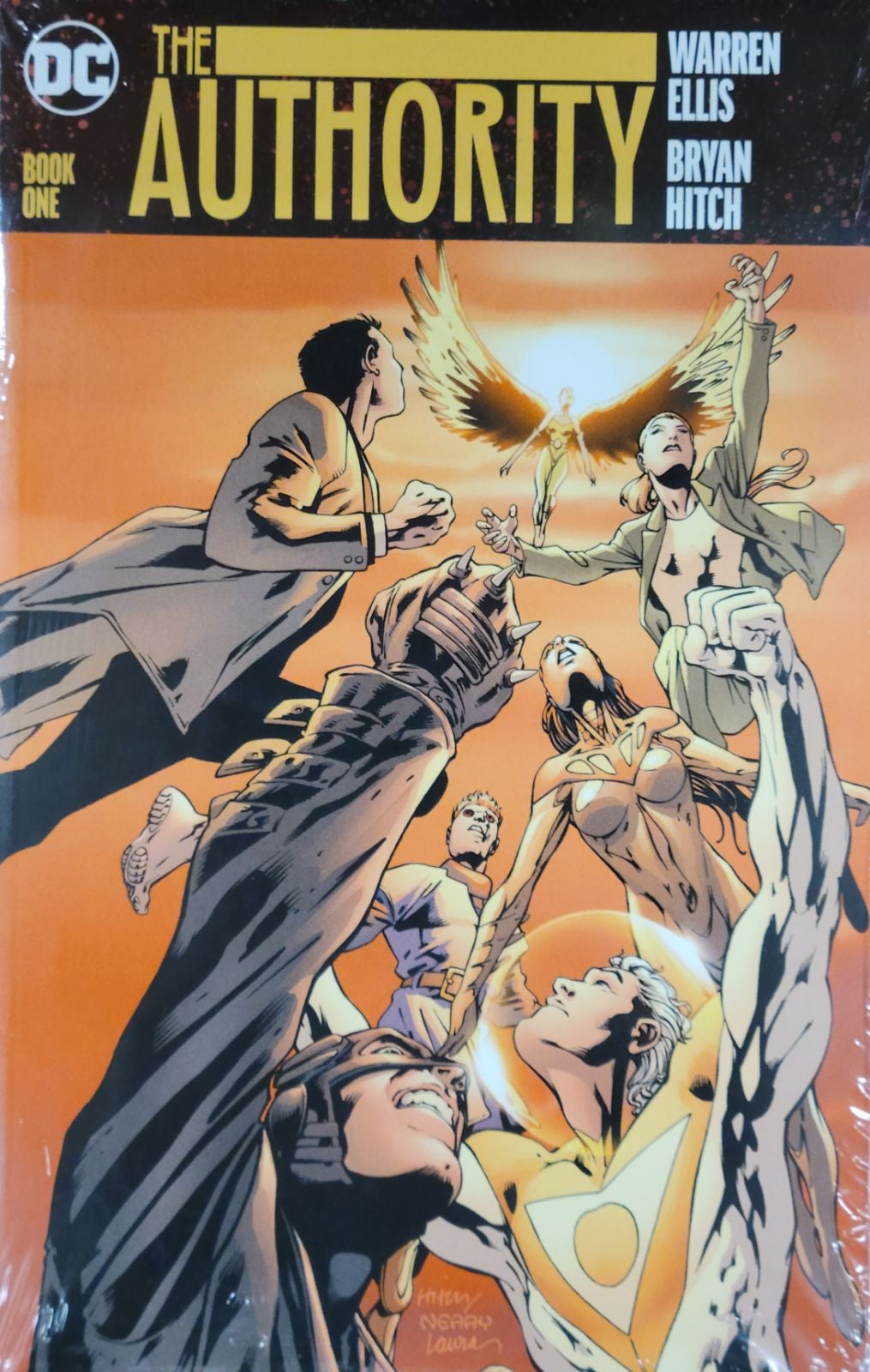 The Authority: Book One | JAY AND SILENT BOB'S SECRET STASH