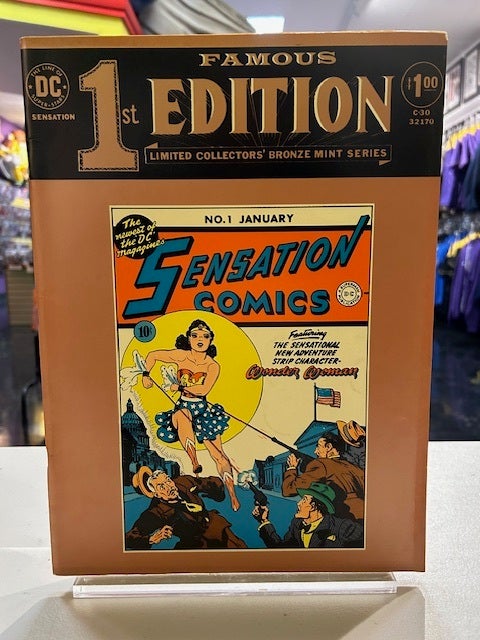 Famous First Edition #C-30 | JAY AND SILENT BOB'S SECRET STASH